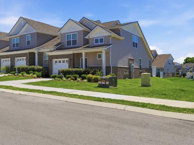 473 Alcott Way