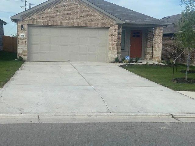 473 Apache Plum Dr, Niederwald, TX 78640