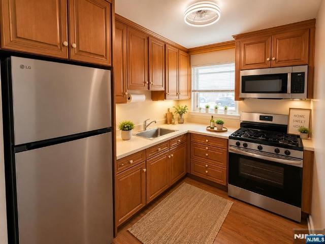 473 Blanchard Terrace # 17