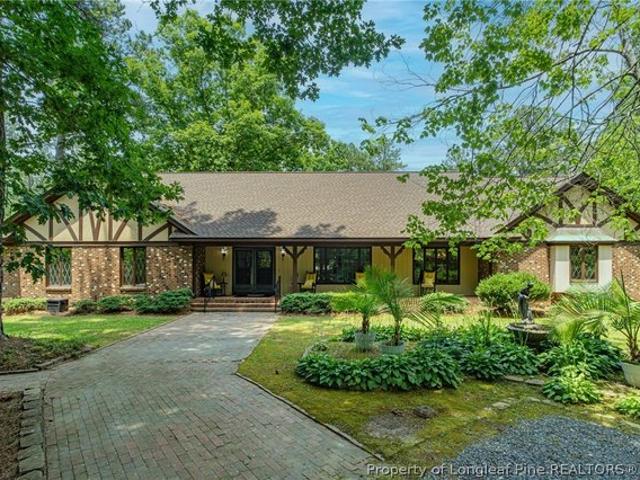 473 Oak St, Lillington, NC 27546