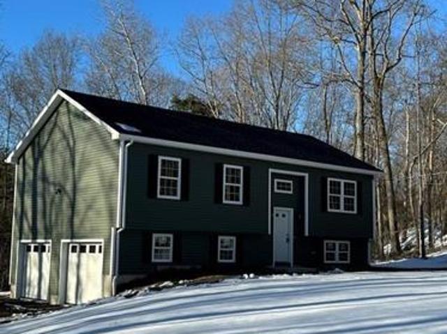 473 Main St, Sterling, CT 06377