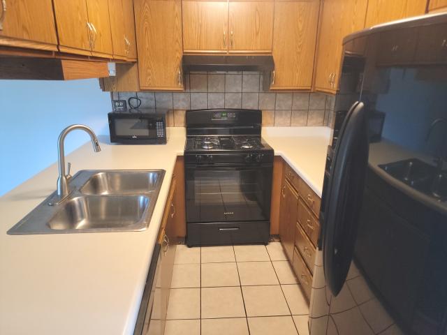473 nicole drive # 3c