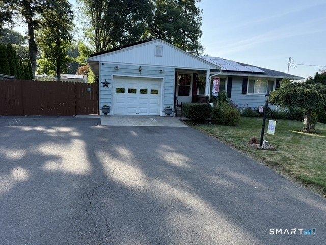 473 Pierpont Rd, Waterbury, CT 06705