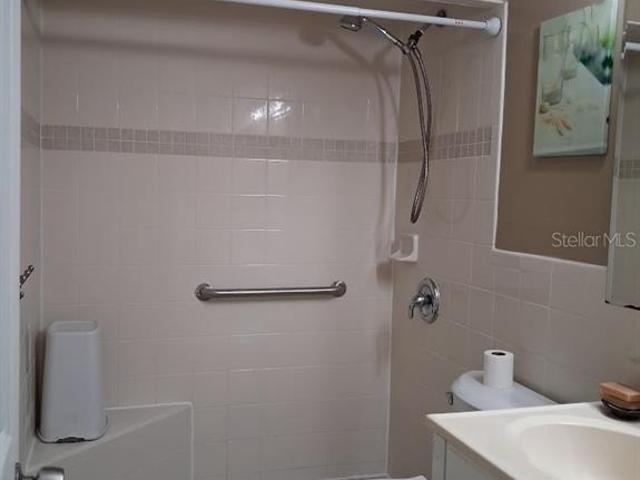 4744 Azalea Dr, Unit 204, New Port Richey, FL 34652 | MLS #TB8497