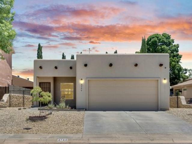 4744 Diamante Ct, Las Cruces, NM 88012