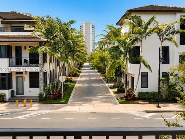 4745 NW 84th Ct Unit 14, Doral, FL 33166