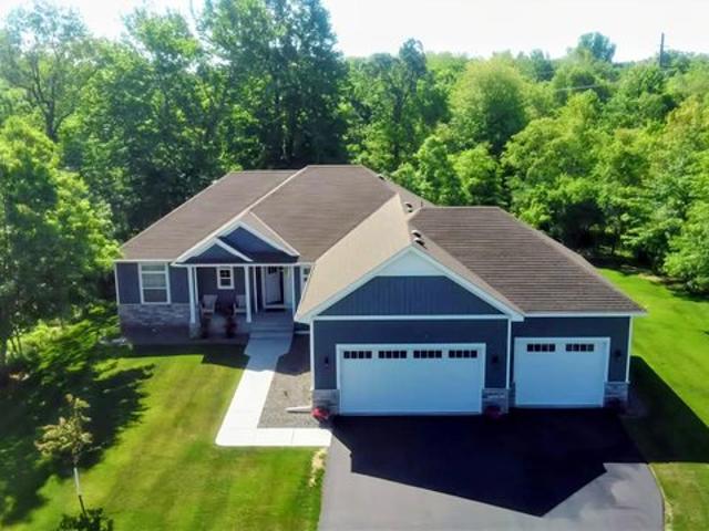 4745 st Trl, North Branch, MN 55056