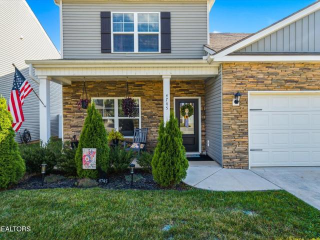 4745 Willow Bluff Circle