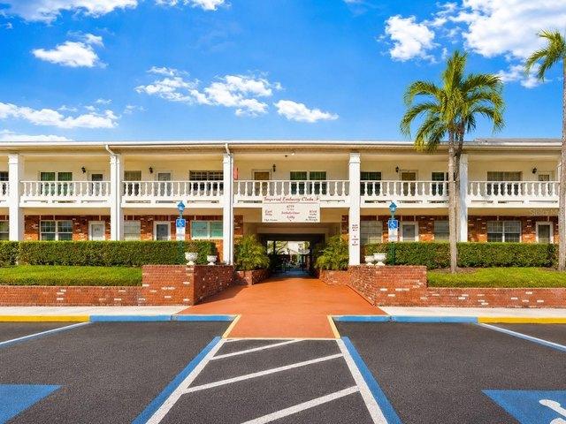 4746 Azalea Dr Apt 109, New Port Richey, FL 34652