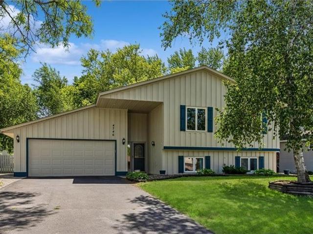 4746 st W, Apple Valley, MN 55124