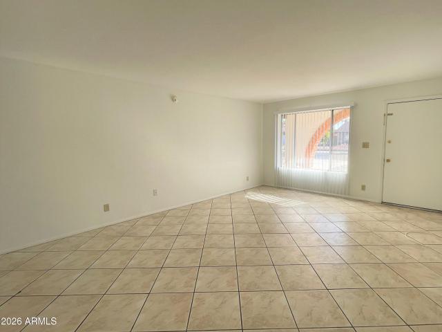 4746 W Aster Drive