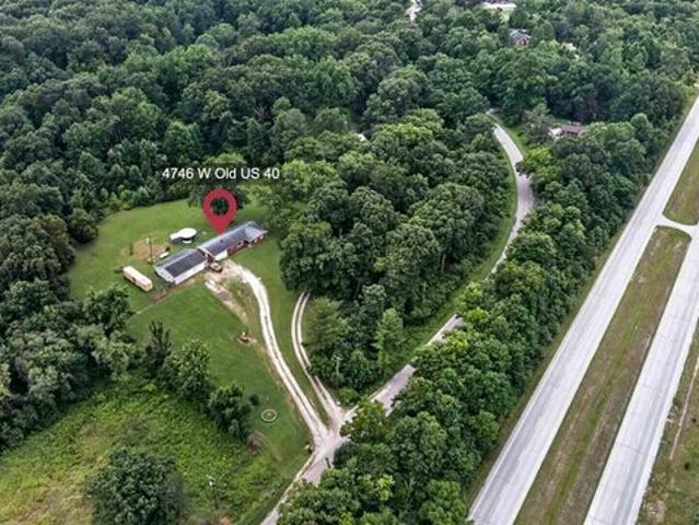 4746 W Old Us 40, West Terre Haute, IN 47885