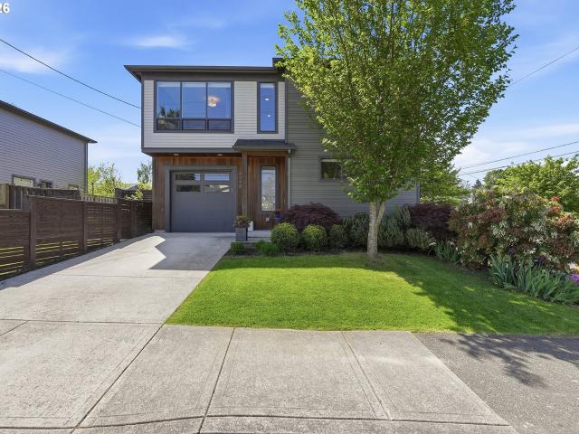 4748 N Hunt St, Portland, OR 97203 | MLS #420664 | Compass