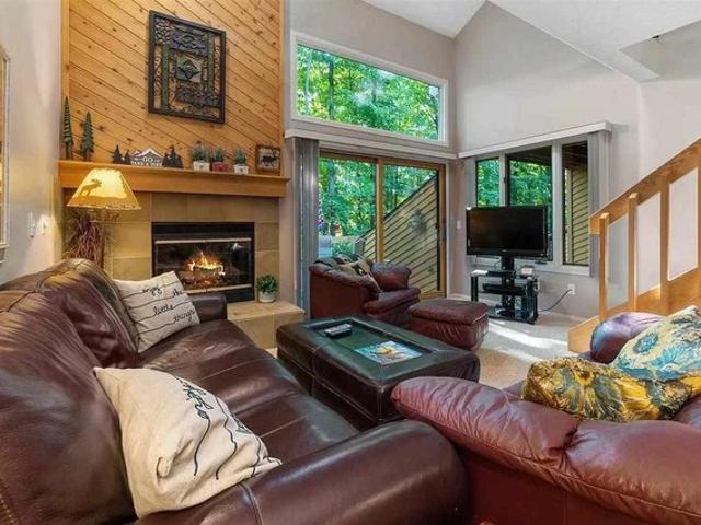 4749 S Pleasantview Rd Unit 134, Harbor Springs, MI 49740