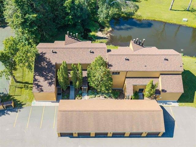 4749 S Pleasantview Rd Unit 18, Harbor Springs, MI 49740