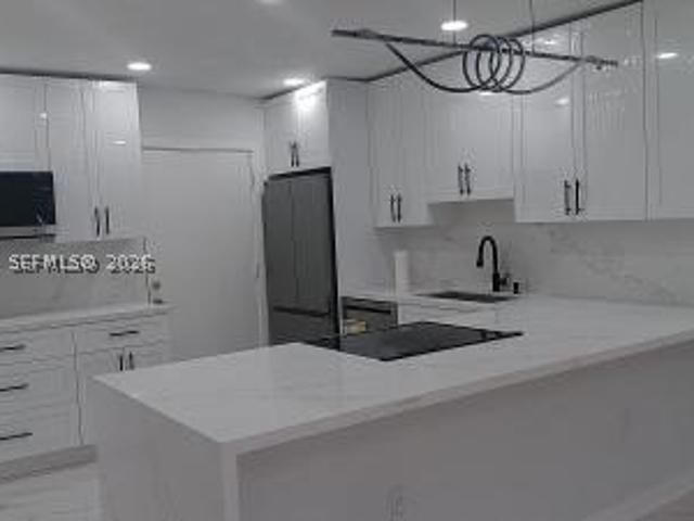 4740 NW 21st St Apt 402, Lauderhill, FL 33313