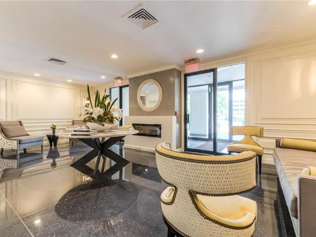 4740 Roanoke Parkway # 605