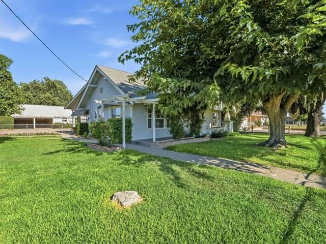 4741 N Gratton Rd, Denair, CA 95316