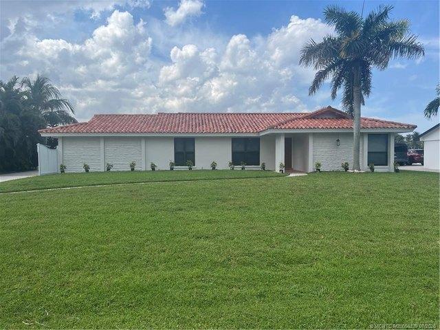 4741 Holly Dr, Palm Beach Gardens, FL 33418