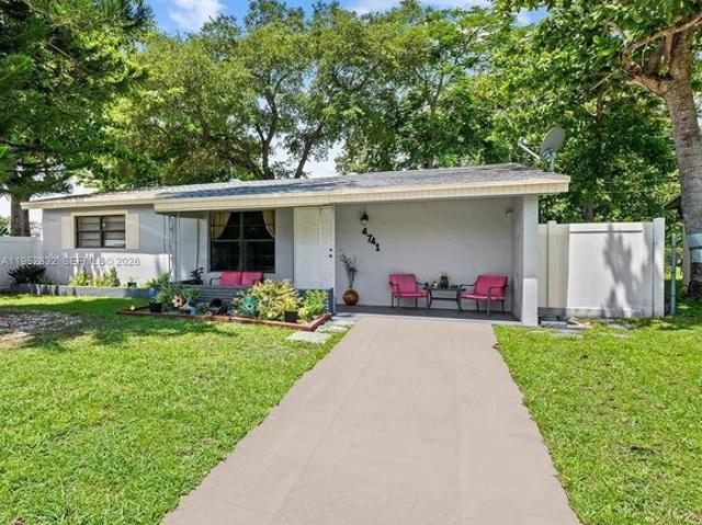 4741 SW 25th Ter, Dania Beach, FL 33312