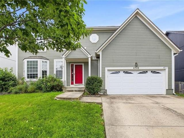 4742 Mund Rd, Shawnee, KS 66218