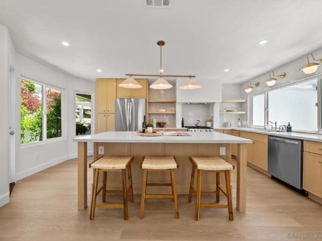 4742 Collinos Way