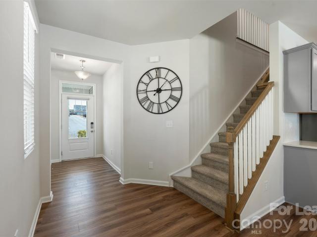 4743 Darcey Way