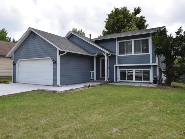 4743 Ridgewind Trl, Eagan, MN 55122