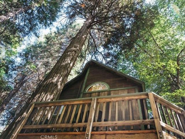 474 Merrimack Dr, Lake Arrowhead, CA 92352