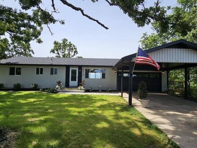 474 Santa Fe Dr, Forsyth, MO 65653