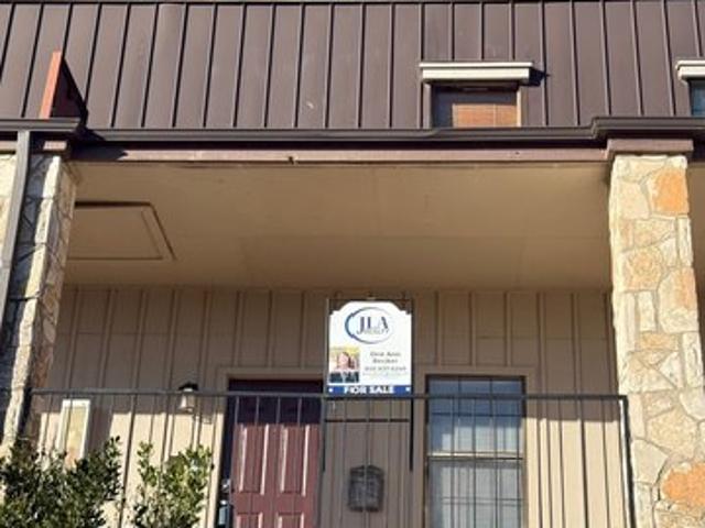 474 Seele St Apt 10, New Braunfels, TX 78130