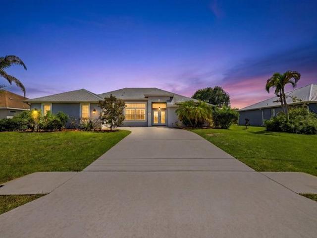 474 SW Carter Ave, Port Saint Lucie, FL 34983