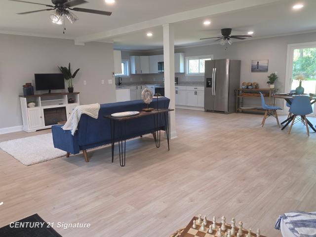 474 W Taylor Drive