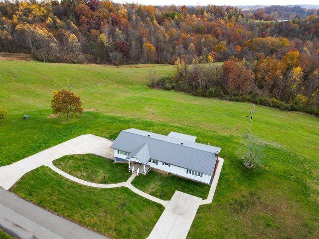 4754 County Road 36, Chesapeake, OH 45619