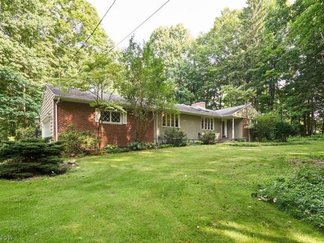 4755 Heather Hills Rd, Akron, OH 44333