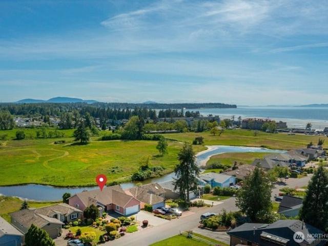 4755 S Golf Course Dr, Birch Bay, WA 98230