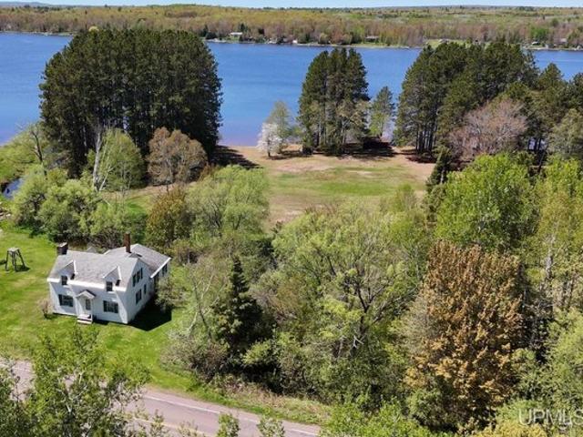47563 Bootjack Rd, Lake Linden, MI 49945