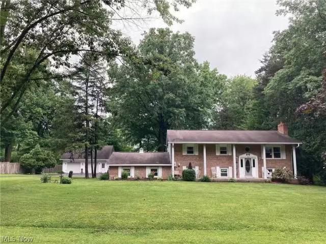 4756 HOLMESWOOD DR, WINONA, OH 44493 Single Family Residence F.