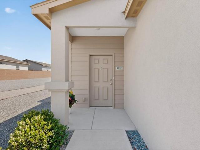 4758 Grizzly Peak Rd NE, Rio Rancho, NM 87144