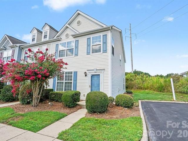 4759 Stoney Branch Dr, Charlotte, NC 28216