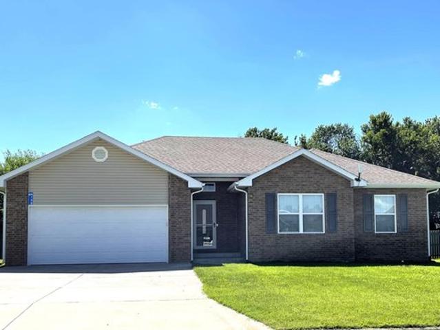 4759 S 129th Rd, Bolivar, MO 65613