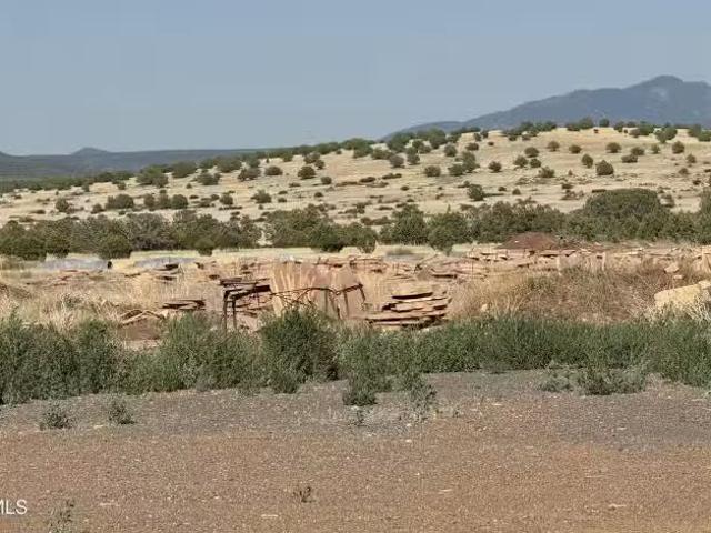 47501 N Double A Ranch Rd, Ash Fork, AZ 86320 MLS 197527