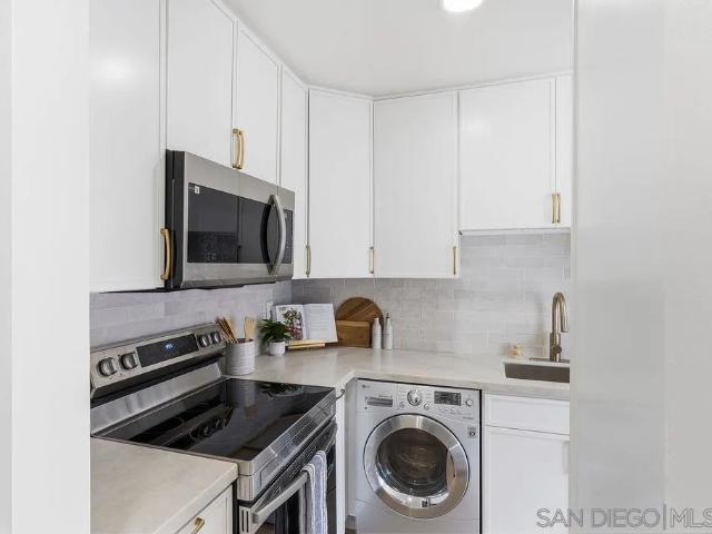 4750 Noyes St, Unit 204, San Diego, CA 92109 | MLS #260009
