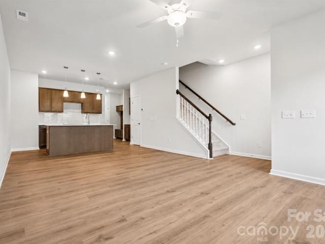 4750 Lakeview Road
