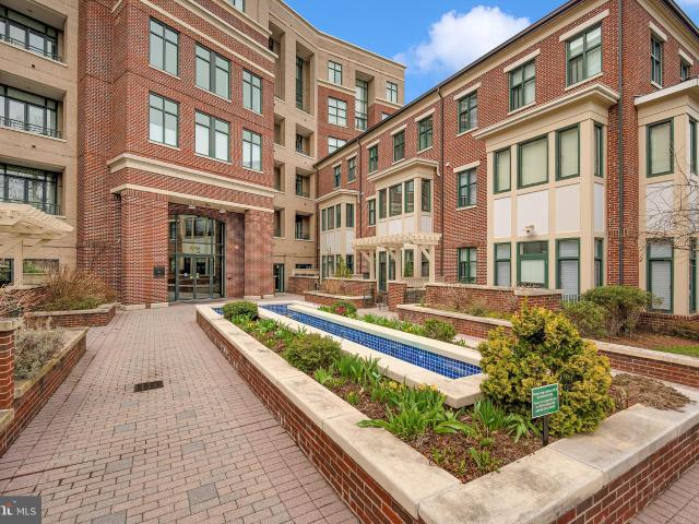 4750 41st St NW, Unit 310, Washington, DC 20016 | MLS #DCDC2252 | Compass