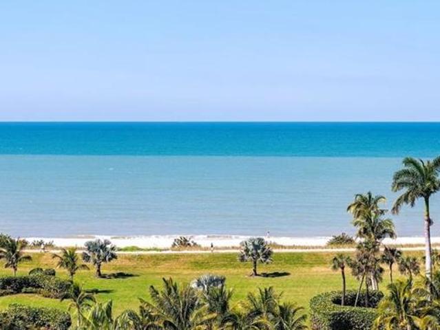 4751 Gulf Shore Blvd N #905, Naples, FL 34103