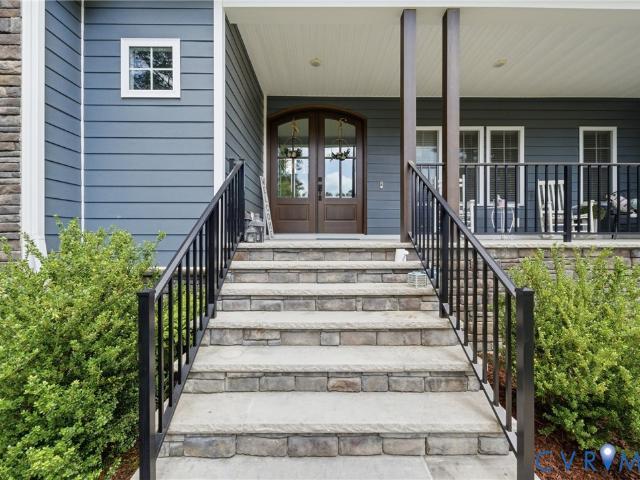 4751 House Finch Court