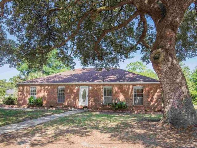 4751 Livingston Dr, Pensacola, FL 32504