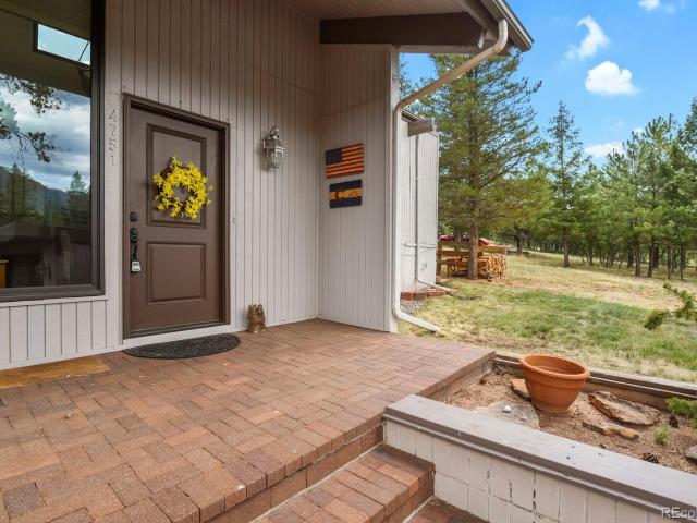 4751 Red Rock Drive