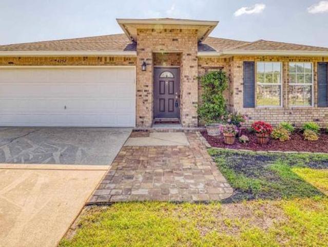 4752 Hilarita Cir, Pace, FL 32571